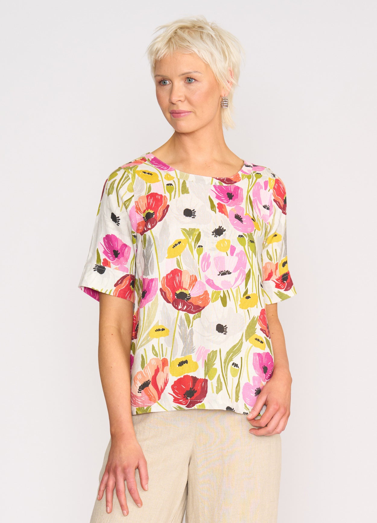 Pleat Back Top – Apt Collections