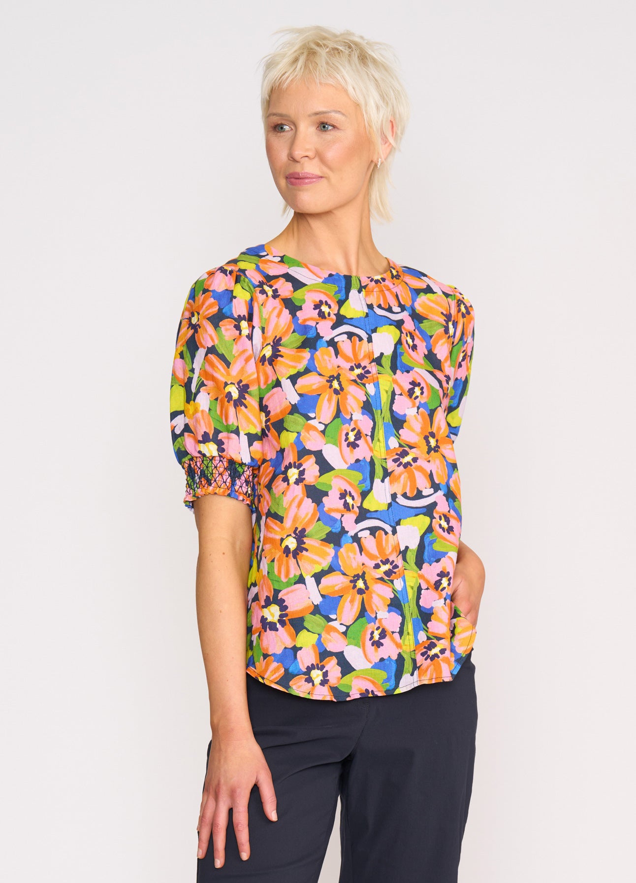 Swing Out Top – Apt Collections