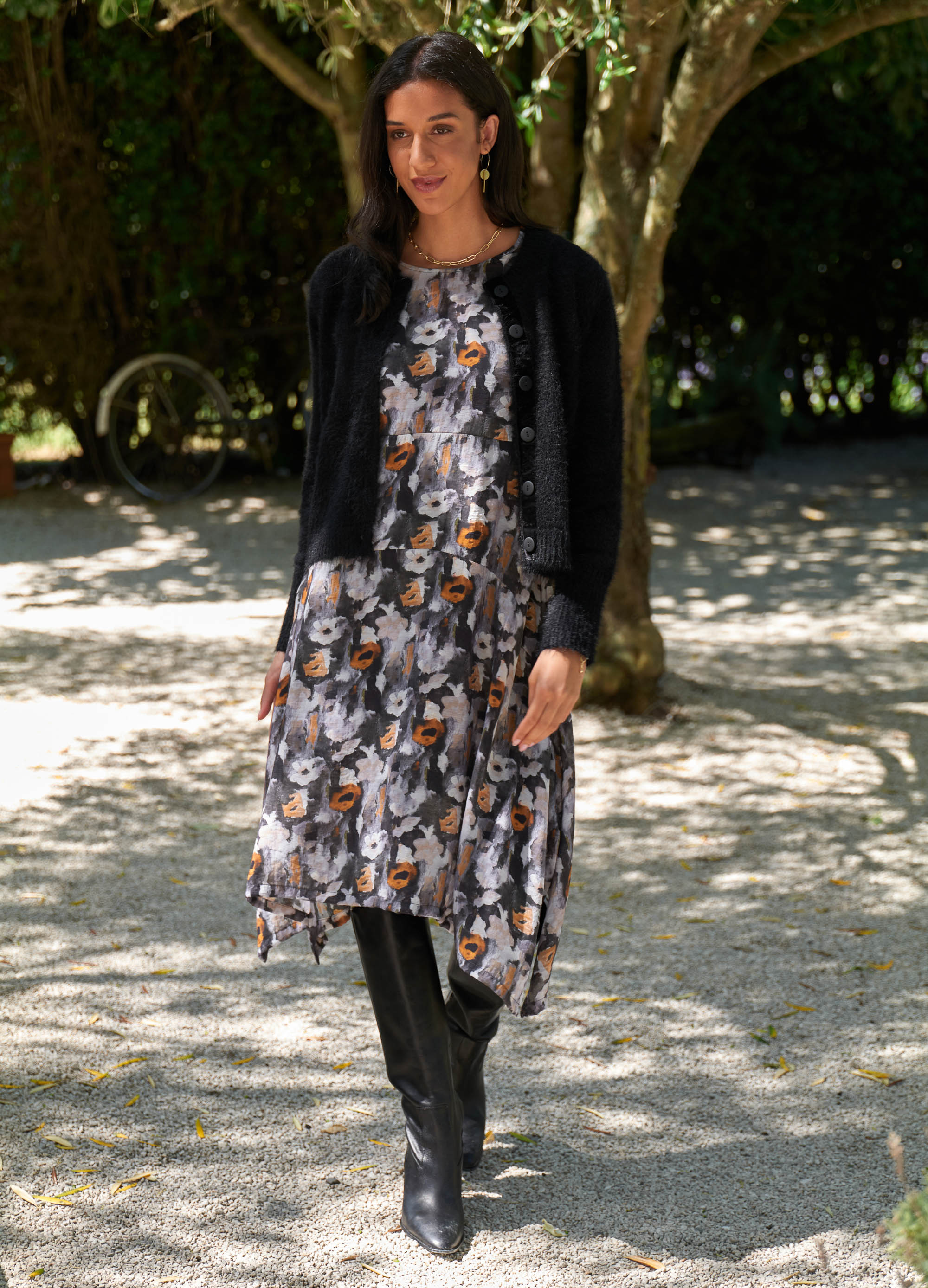 Dresses – Page 6 – Apt Collections