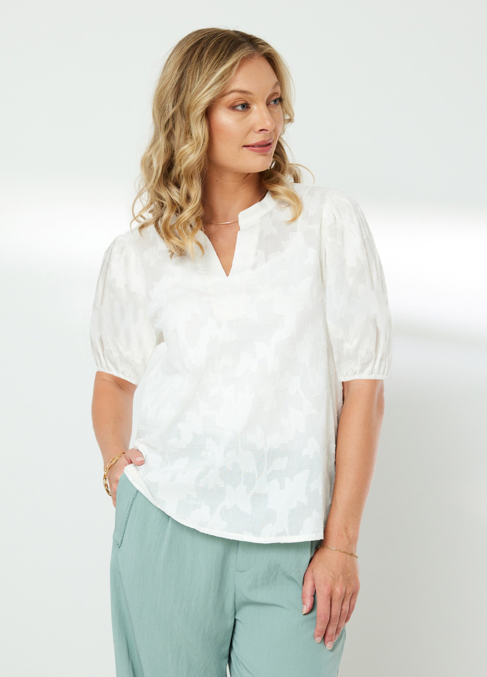 Dahlia Blouse – Apt Collections