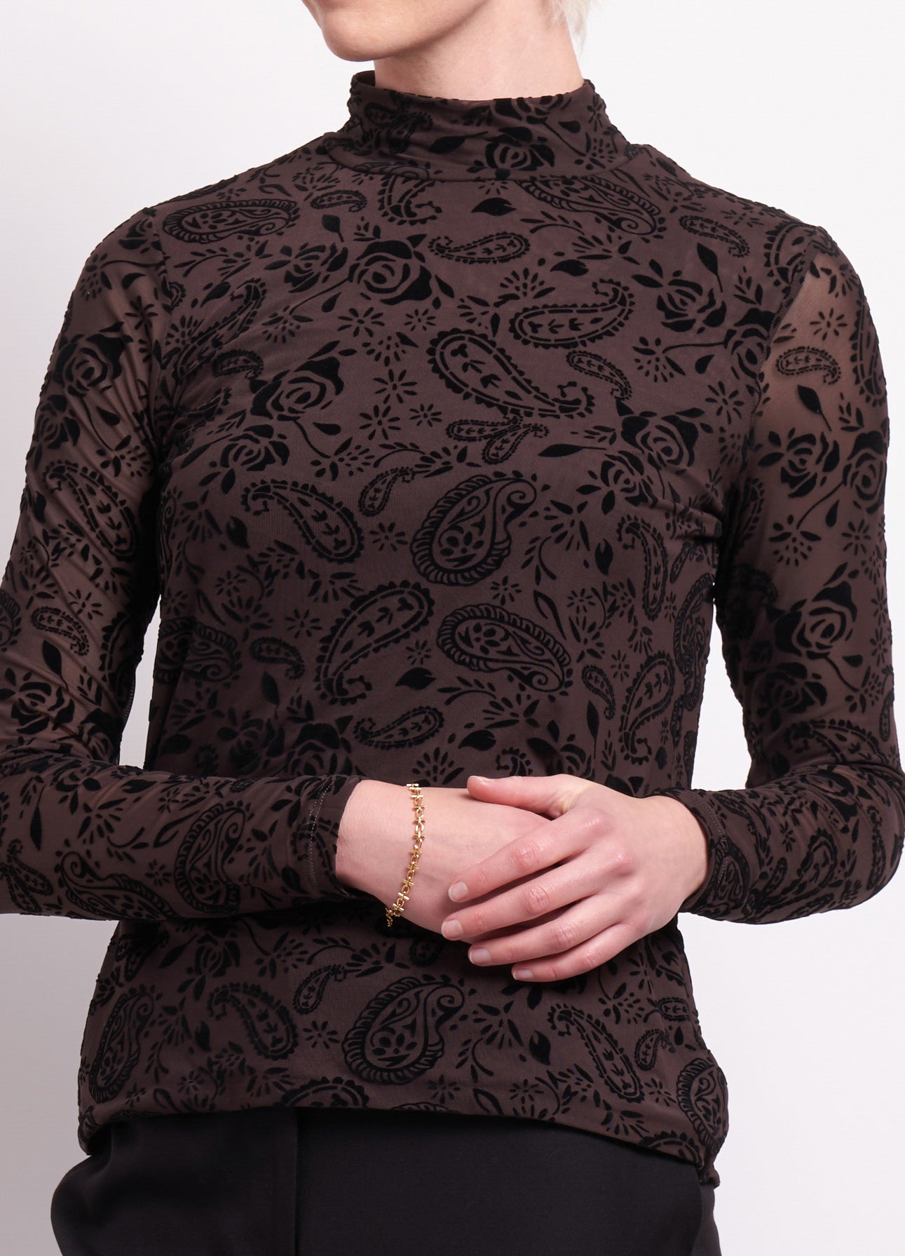 Foil Women Clothing – Apt Collections