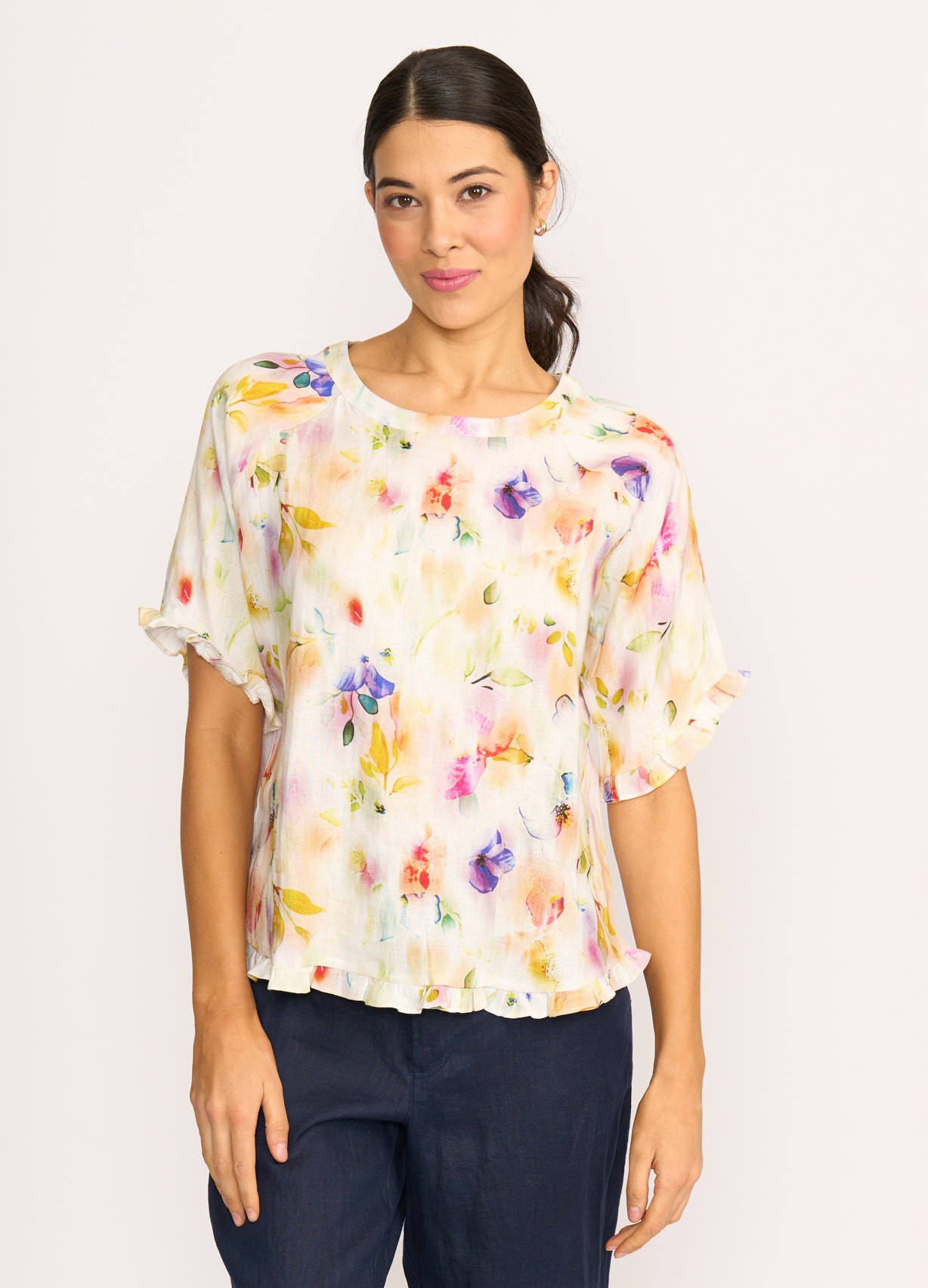 Ruffles & Scoop Hem Top – Apt Collections