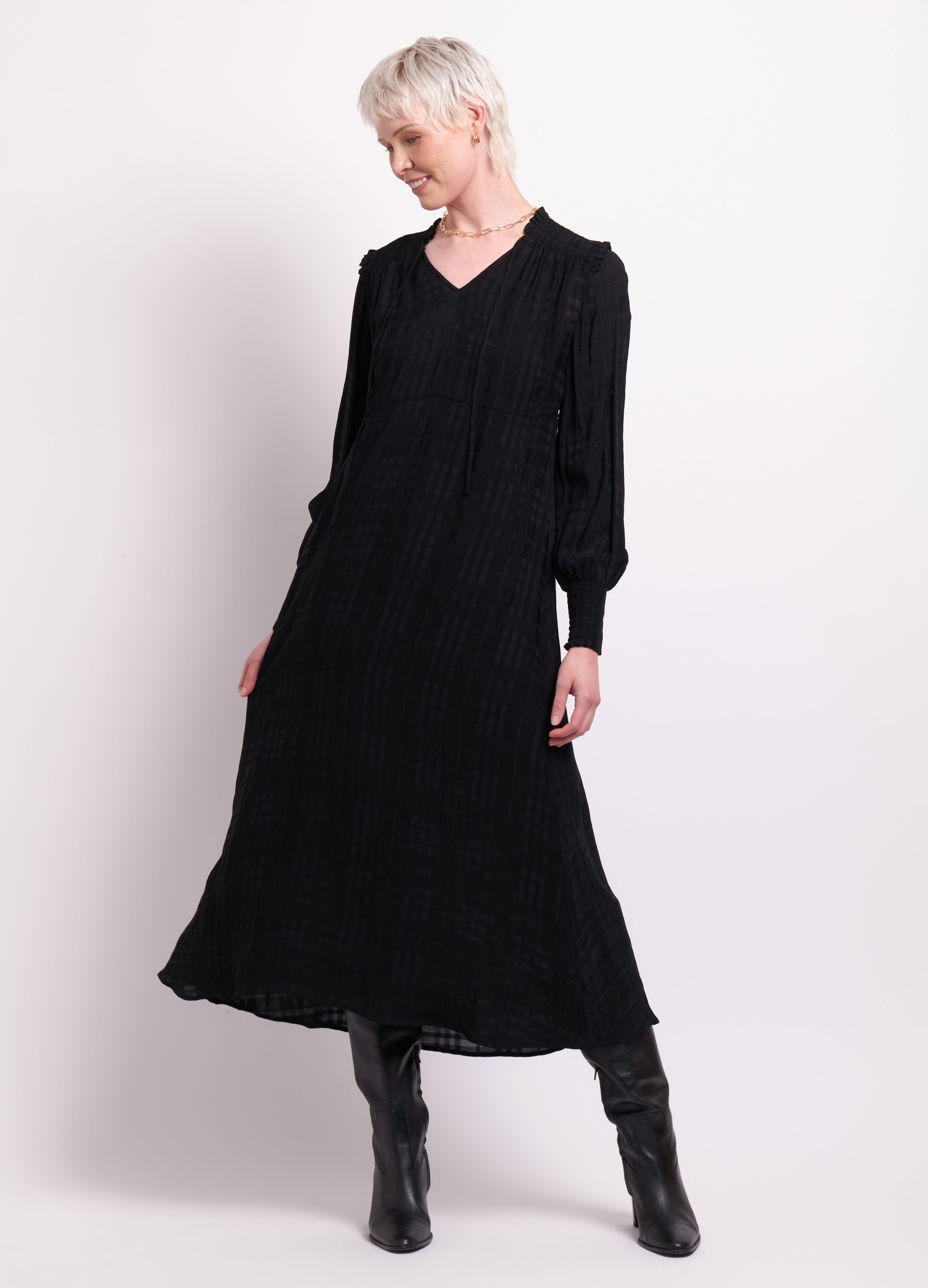 Dresses – Page 3 – Apt Collections